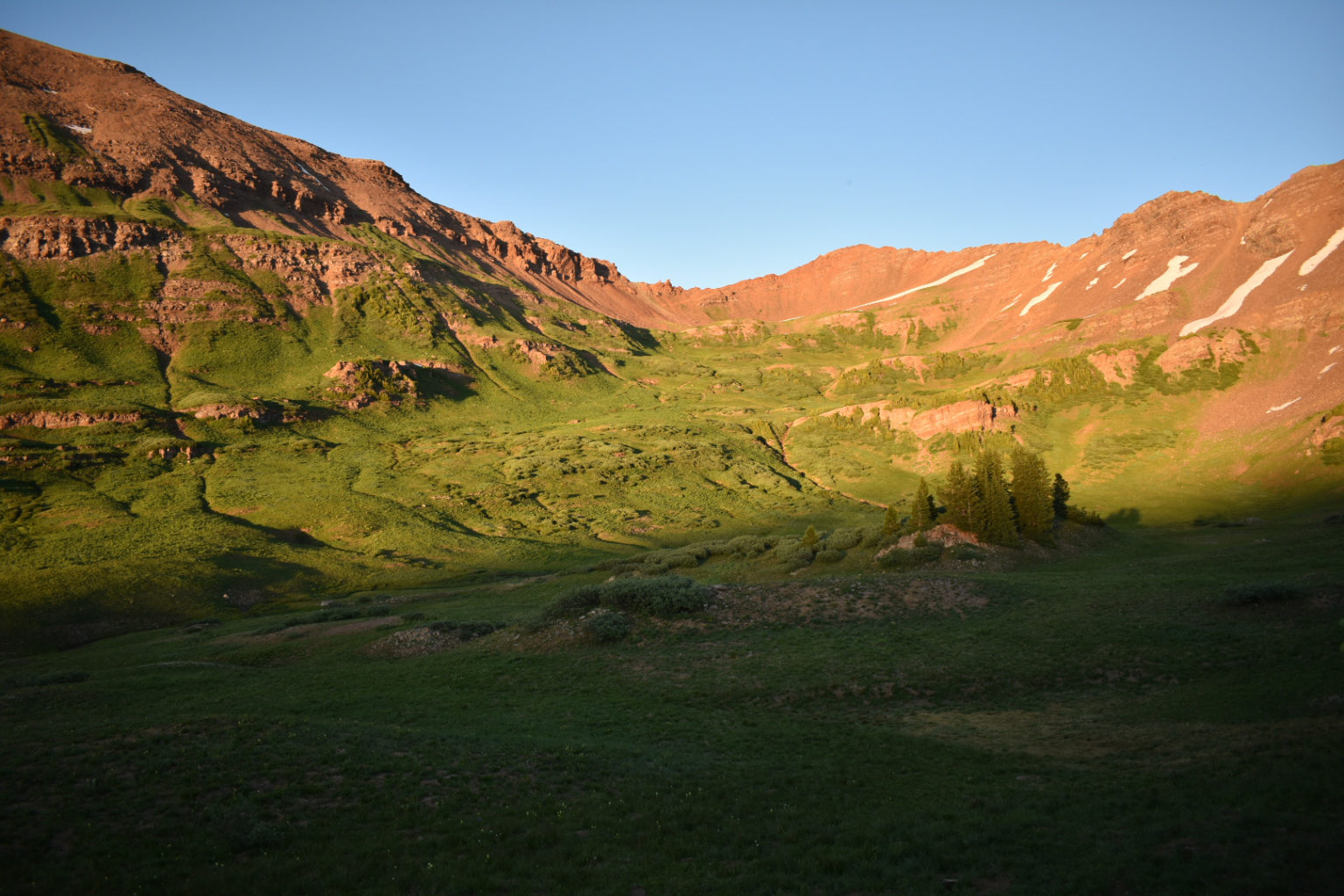Hiking Aspen to Crested Butte via West Maroon Pass | kateoutdoors.com