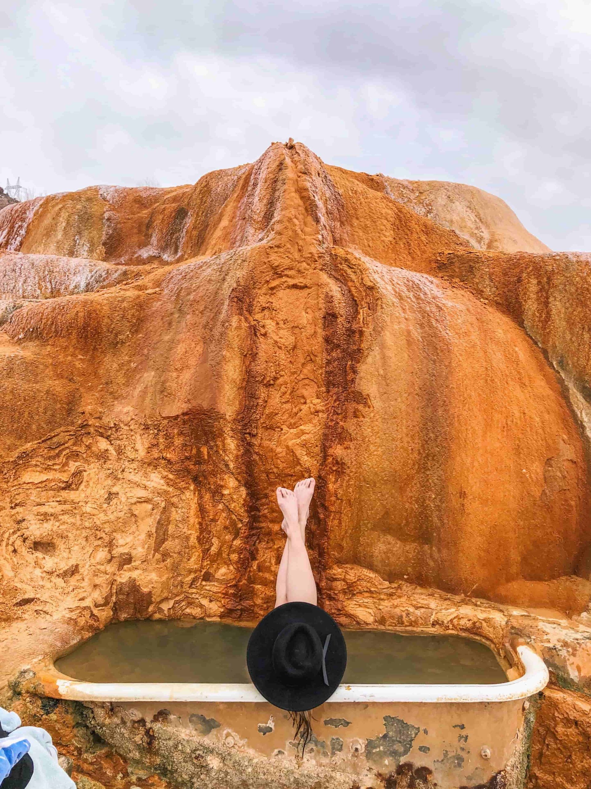Hot Springs Etiquette 101: 13 Essential Tips | kateoutdoors.com