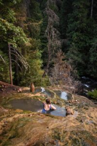 Hot Springs Etiquette 101: 13 Essential Tips | kateoutdoors.com